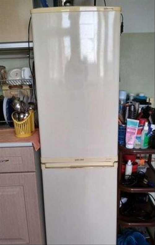 Холодильник Samsung б/у, RL17mbsw