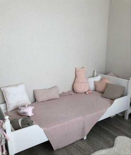 Кровать белая детская раздвижная IKEA и матрас