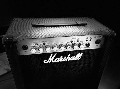 Комбоусилитель Marshall MG15CFX