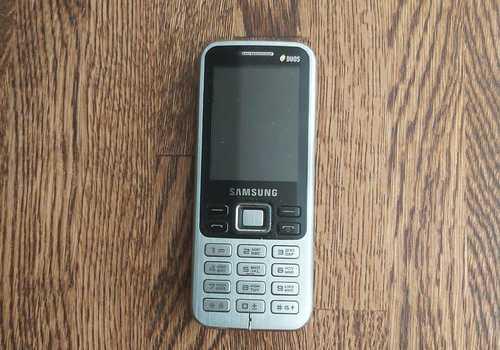 Кнопочный телефон Samsung C3322