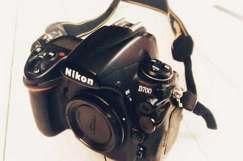 Зеркальный фотоаппарат Nikon D700