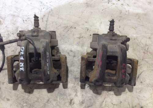 Суппорт задний со скобой BMW 1 F20 2 F22 3 F30 F32