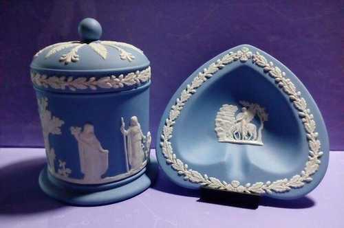 Шкатулка-сигаретница и пепельница Wedgwood