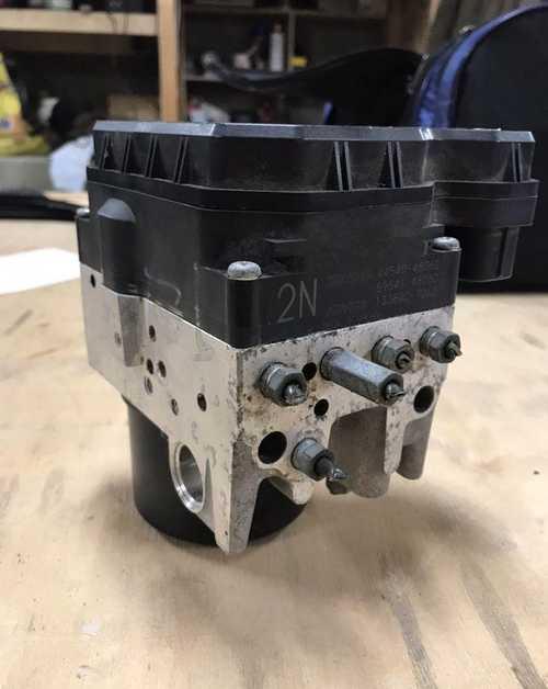 Блок ABS Lexus RX330 2006 MCU38