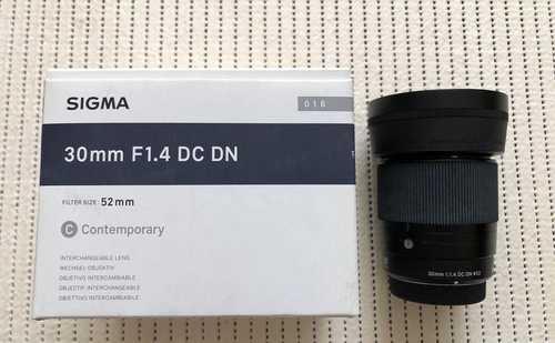 Sigma 30 mm 1.4 DC DN