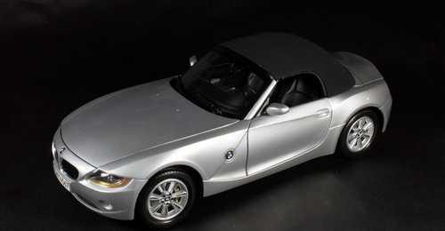 1/18 Kyosho BMW Z4 Cabrio E85 2002
