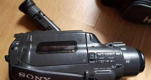 Видеокамера Sony CCD-FX270E на запчасти или ремонт