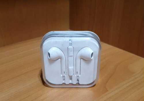 Практически новые наушники Apple earpods Original