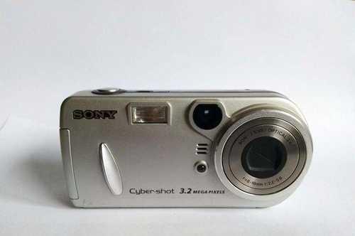 Цифровой фотоаппарат Sony 3.2 Mp