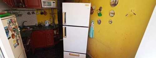 Холодильник на запчасти (самовывоз)