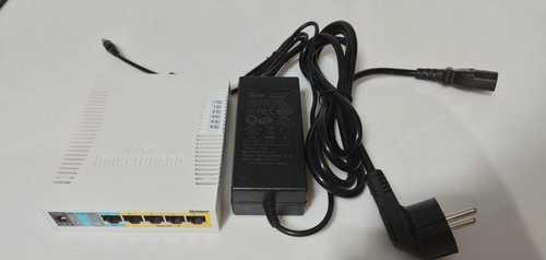 Коммутатор MikroTik RB260GSP CSS106-1G-4P-1S 5G 1S