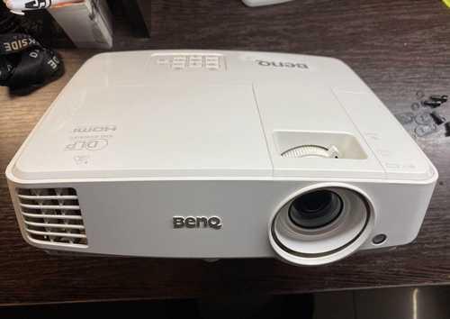 Проектор benq MH530 с полотном и креплением