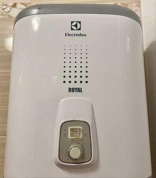 Водонагреватель electrolux ewh 30 royal. Electrolux EWH 30 Royal. Водонагреватель Электролюкс 30 литров. Накопительный электрический водонагреватель Electrolux EWH 30 Royal, белый.