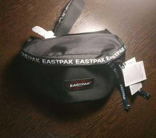 Бананка eastpak
