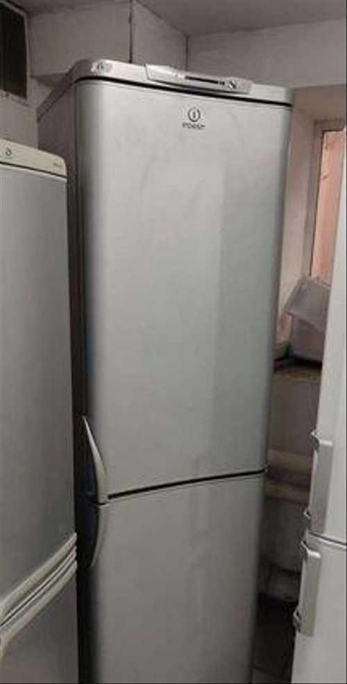 Холодильник Индезит 2м Серебро