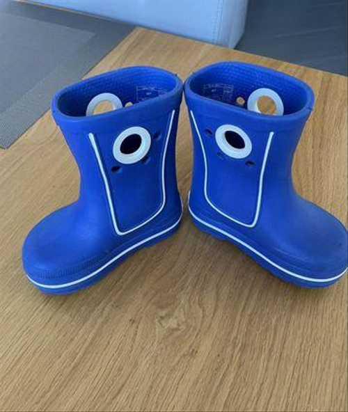 Резиновые сапоги crocs c6