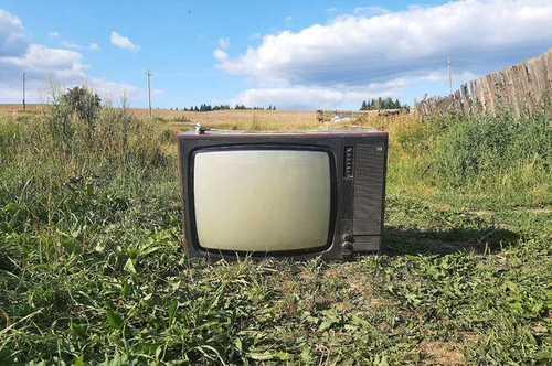 Раритетный цветной телевизор фотон