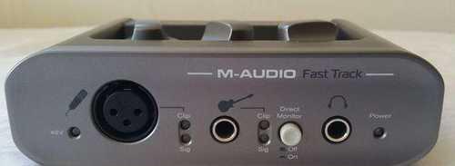 M-audio fast-track (аудиоинтерфейс/звуковуха)