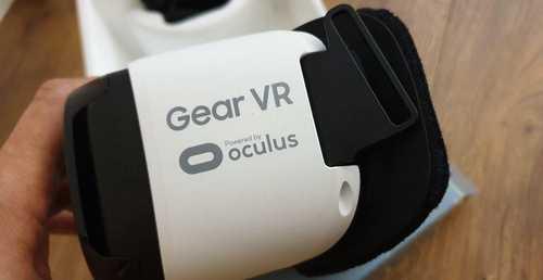 Samsung Gear VR by Oculus