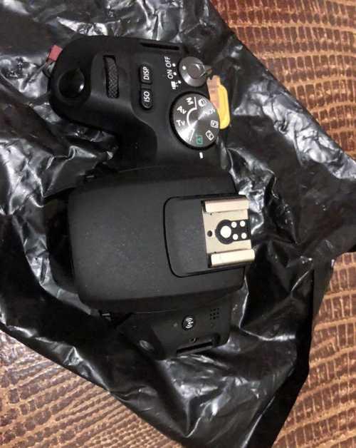 Canon 200D верхняя часть