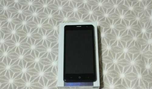 Смартфон dexp Ixion ES950 8 гб черный