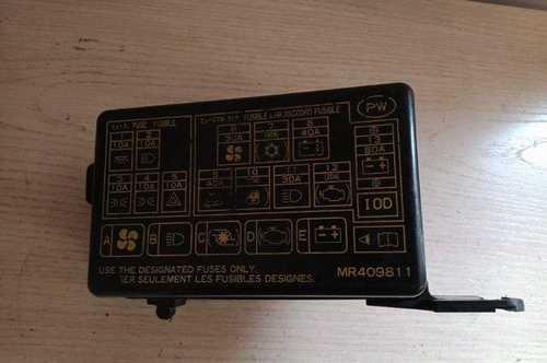 Блок реле Mitsubishi Pajero Sport K94W 4D56 2003