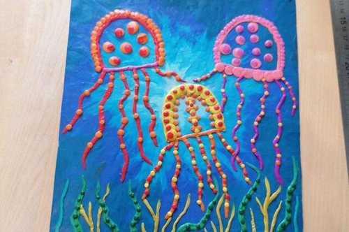 Картина из пластилина "Подводный мир-Медузы"