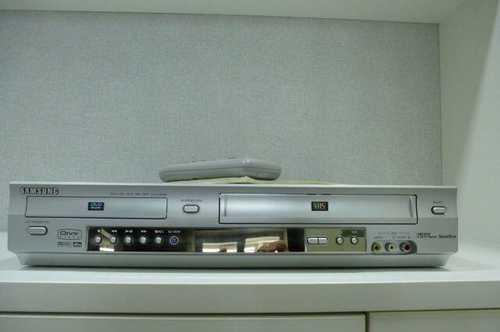 Видеомагнитофон с DVD-плеером