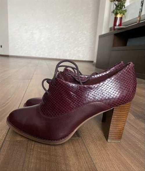 Туфли женские Clarks,37-38 размер натуральная кожа
