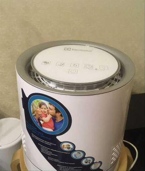 Увлажнитель, мойка воздуха Electrolux ehaw-9010D m