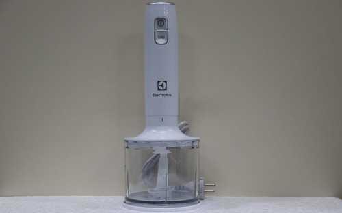 Блендер Electrolux estm3300