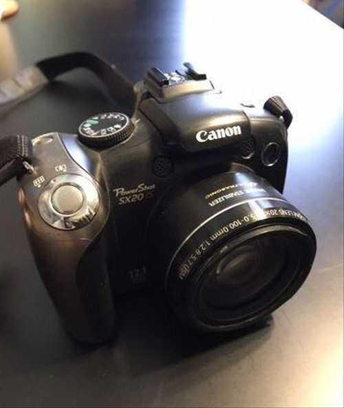 Компактный фотоаппарат Canon PowerShot SX20 IS