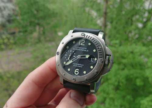 Panerai Submersible Pam00025 Titanium