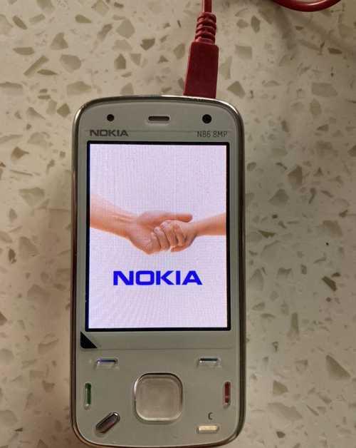 Телефон Nokia N86