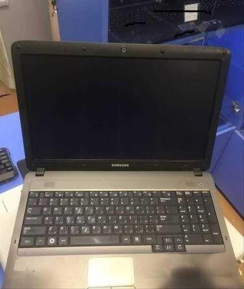 Ноутбук 15.6" Samsung NP-R540 Intel i3