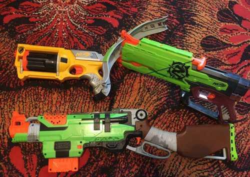 Игрушки Nerf бластеры и арбалет