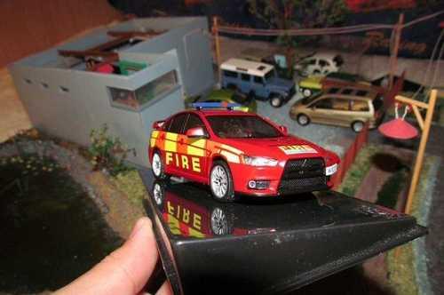 Модель 1:43 IXO Mitsubishi Lancer Evo X FD лот #41