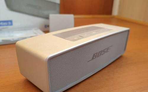 Колонка bose 2. Потолочные колонки Bose. Колонки Bose с ручками. Подвесная колонка Bose. Колонки Bose белые для зала.