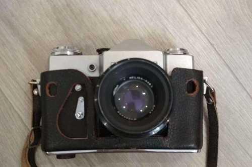 Пленочный фотоаппарат zenith-8 с объективом Helios