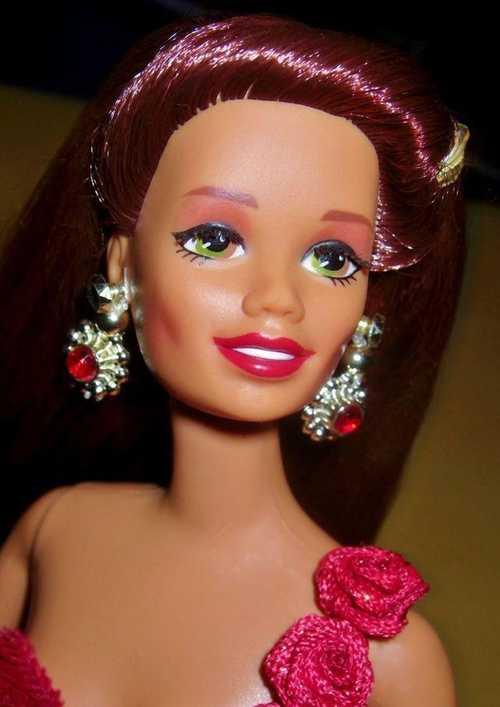 Barbie Christie Radiant Rose 1996