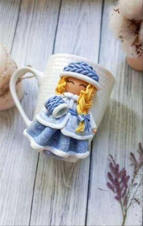 Куколка на чашке, снегурочка