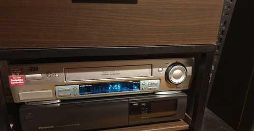 S-VHS видеомагнитофон JVC HR-S7722