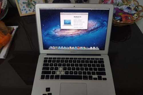 Apple MacBook Air 2011, core i5 4Gb RAM, 128GB SSD
