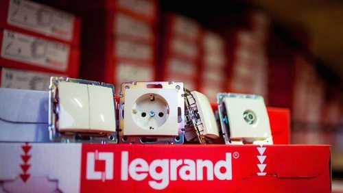 Розетка от производителя Legrand