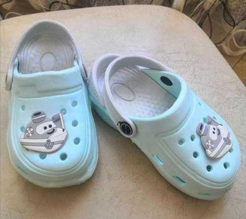 Сандали crocs