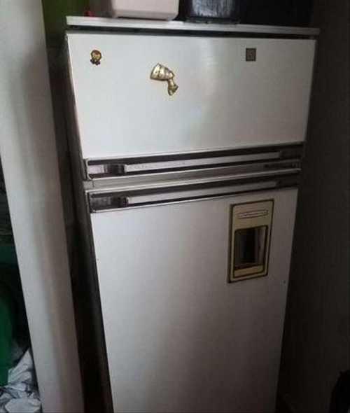 Холодильник бу ока6
