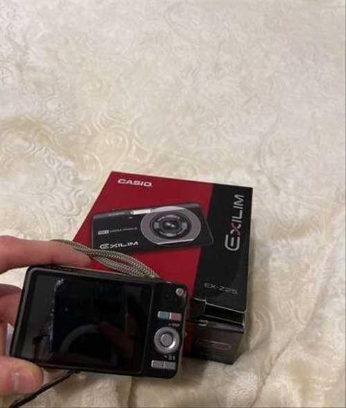 Цифровая фотокамера Casio EX-Z25