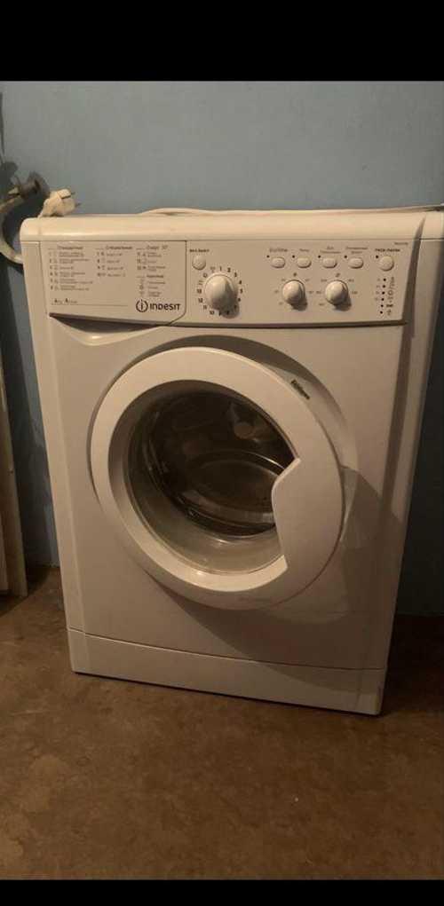 Стиральная машина Indesit