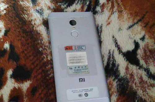 Телефон Xiaomi