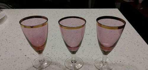 Рюмки розовое стекло 50-60-е г.г., вазочка для вар